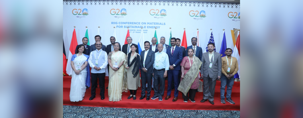DG CSIR & Secretary DSIR , Dr (Mrs) N. Kalaiselvi summarized the key ... DG CSIR & Secretary DSIR , Dr (Mrs) N. Kalaiselvi summarized the key ...